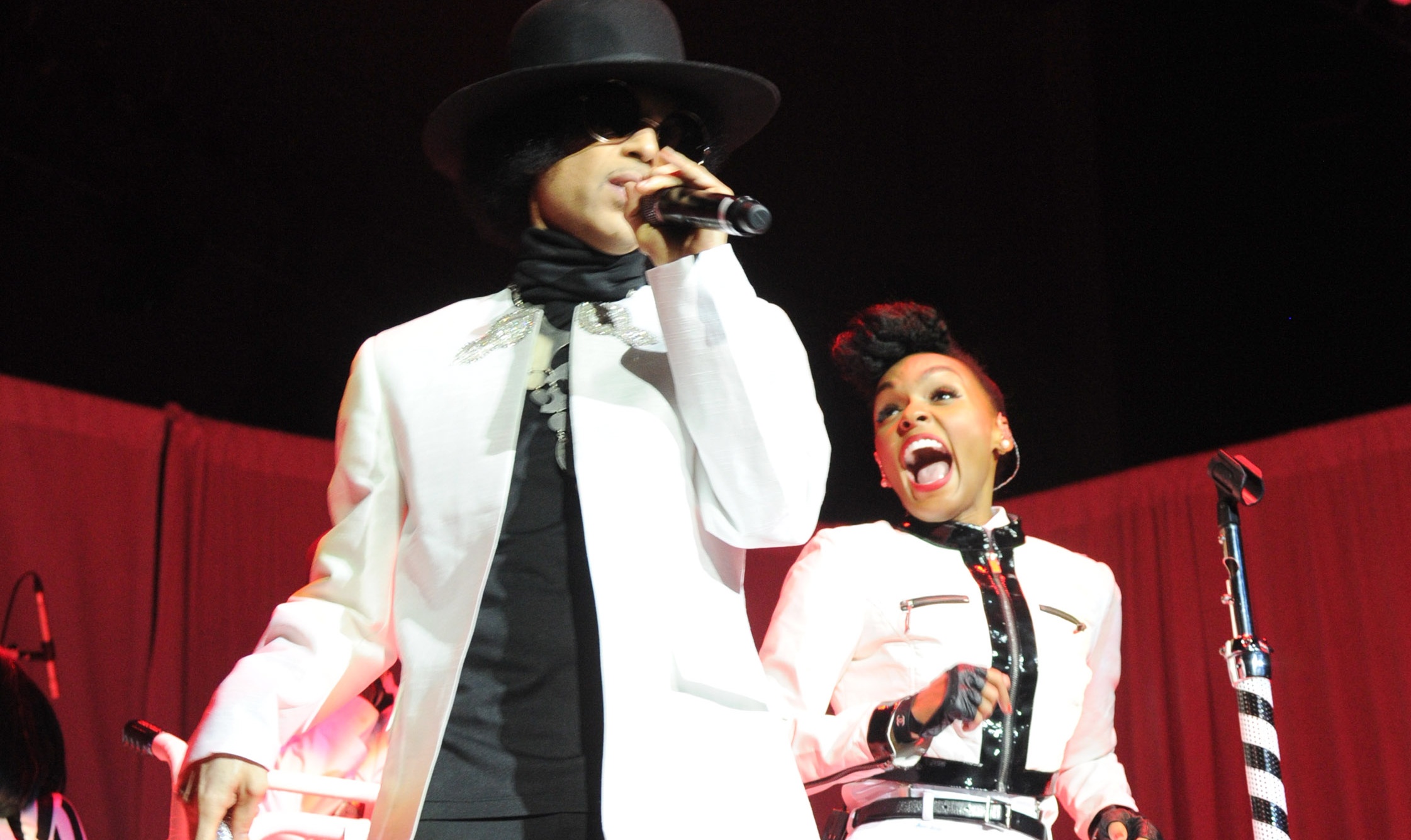 Prince & Janelle Monáe Perform Duet Onstage For The First Time ...