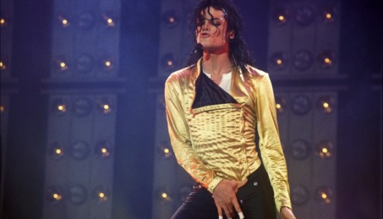 The King: Remembering Michael Jackson’s Best Performances [VIDEO]