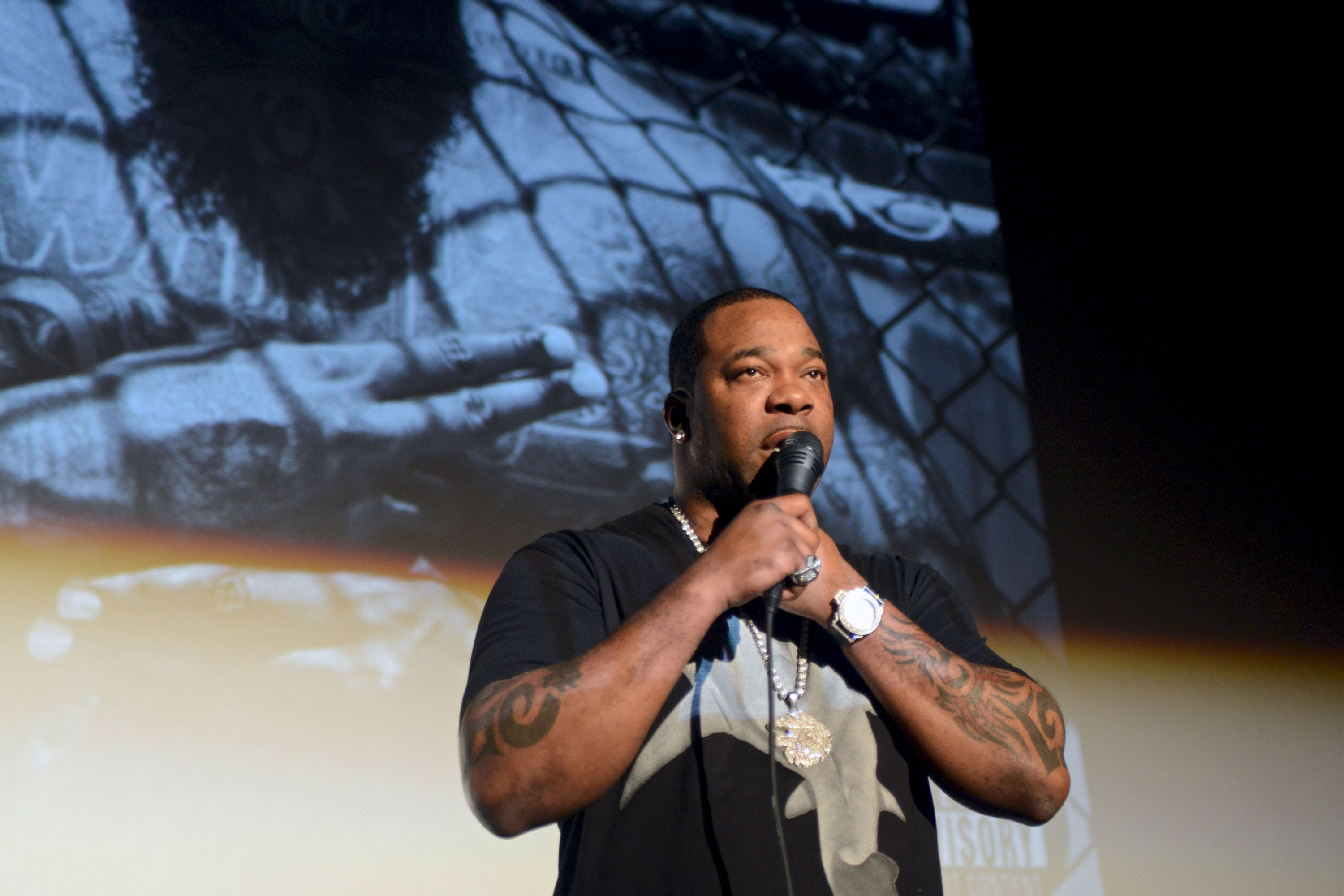 Busta Rhymes Rages At NYC Gym [VIDEO]