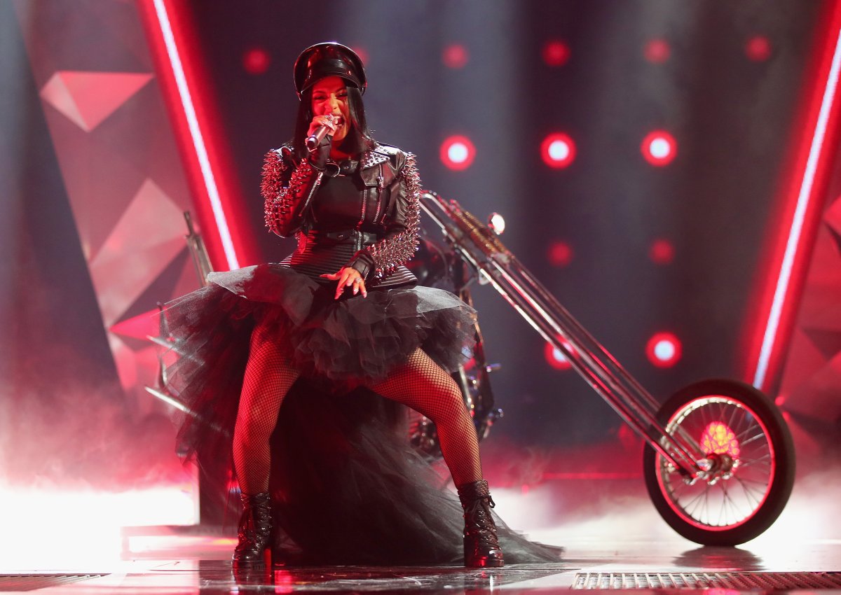 All The Details On Every Outfit Cardi B. Wore To The 2018 iHeart Radio ...