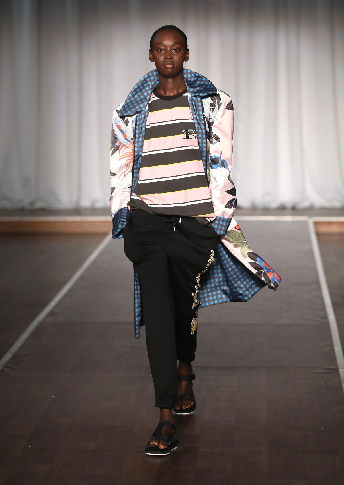 21 Fashionable Photos Of Melanin Filled Male Models Killin’ It At ...