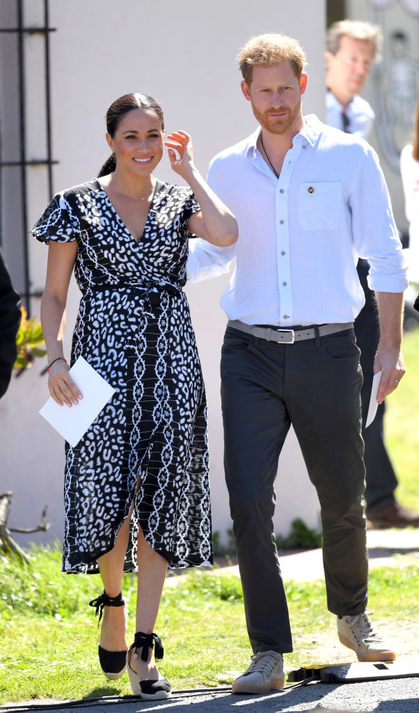 Royals Watch: Meghan Markle’s South Africa Trip Style Is Casual, Fresh ...