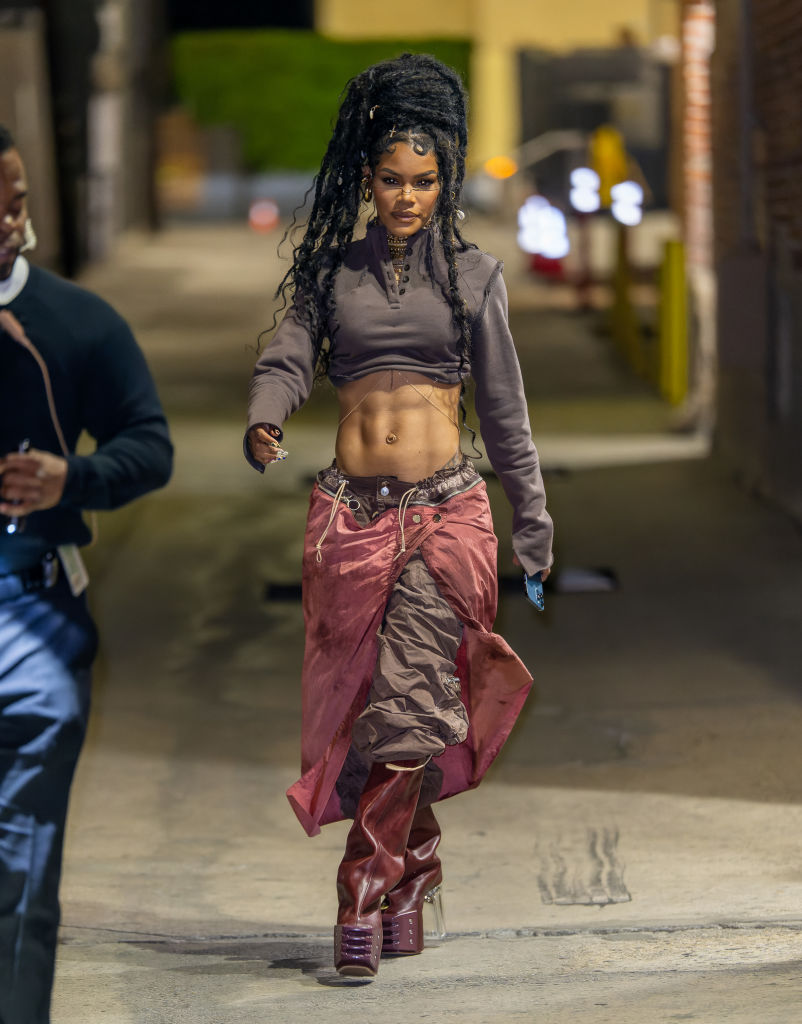Teyana Taylor And Her Abs Just Called Us Out Of Shape